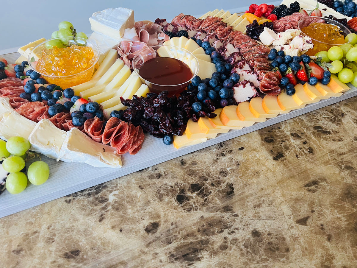The Elegant Graze – Boards & Platters